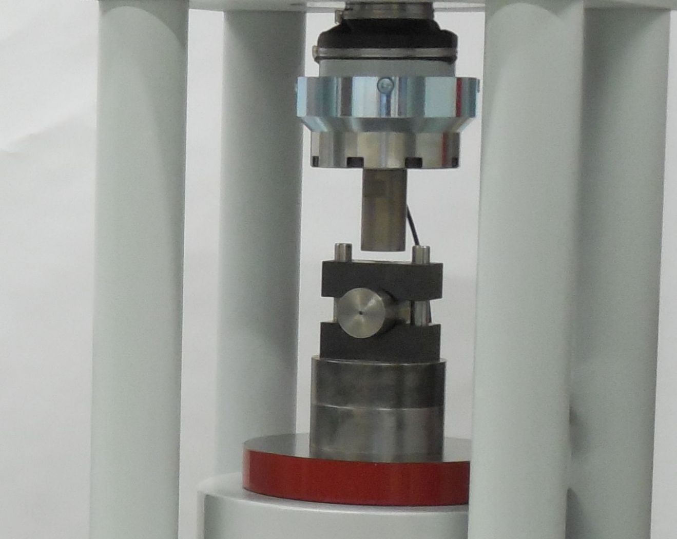 Indirect Tension (Brazilian) Test - APS - Wille Geotechnik